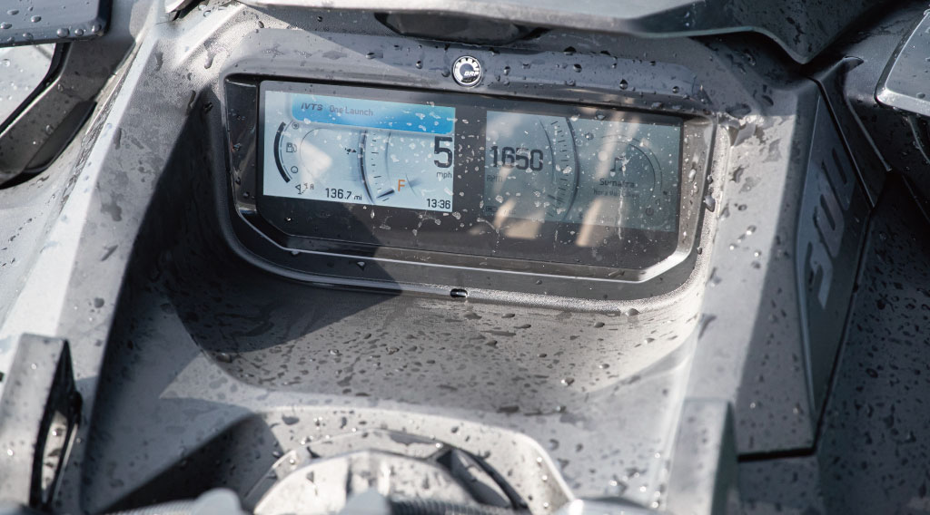 RXP-X 300 トリプルブラック 水上バイクコレクション